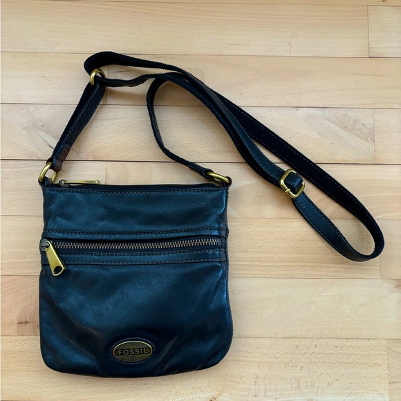 Fossil | Bags | Vintage Fossil Leather Cross Body Bag | Poshmark